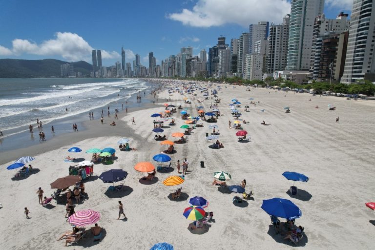 Praia Central de Balneário Camboriú está em 45º lugar no 'Ranking de ...